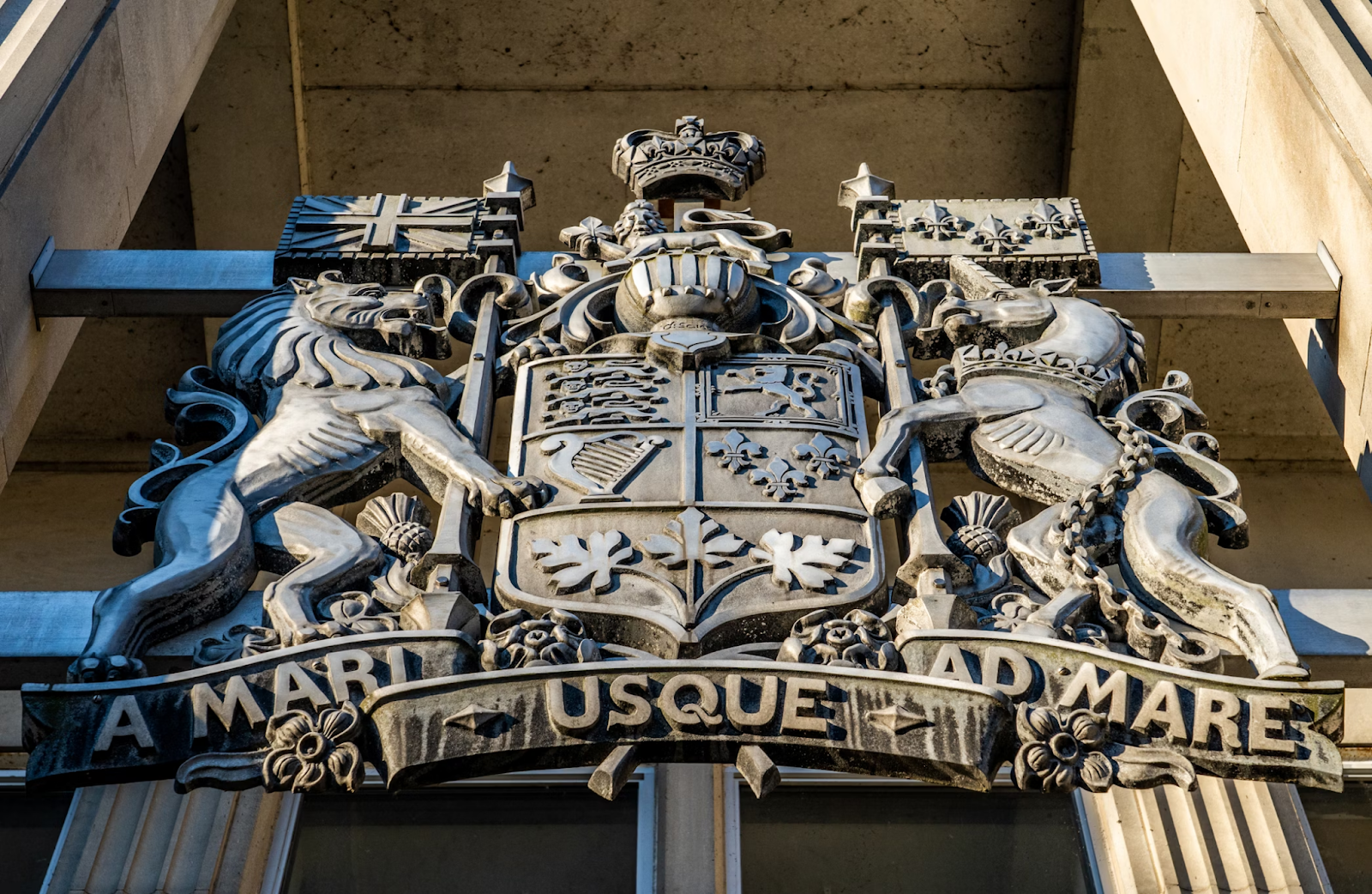 Create a Family Motto: Wordplay with Meaning – Crests & Arms